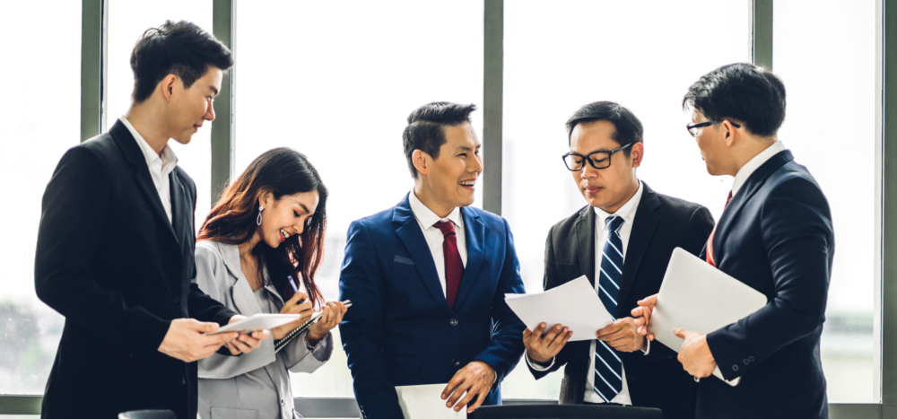 5 Tips for Successfully Maintaining a Professional Appearance at Work ...